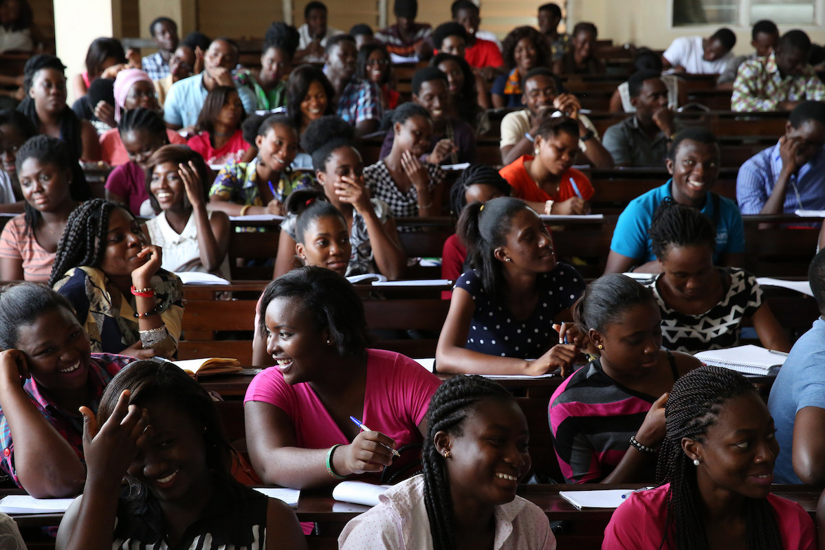 UG: Students welcome SRC Vodafone tertiary bundle - Radio Univers 105.7fm